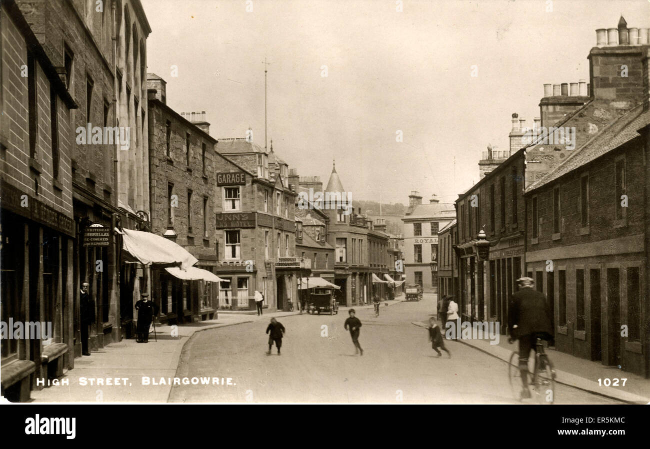 Dunkeld High Street High Resolution Stock Photography and Images - Alamy