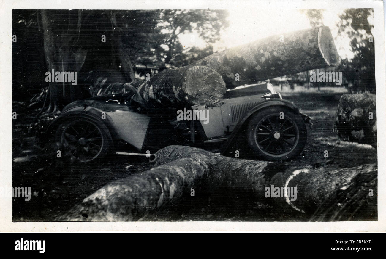 1920s car accident hi-res stock photography and images - Alamy
