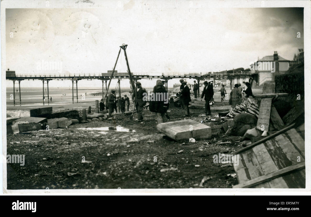 Hunstanton norfolk pier hi-res stock photography and images - Alamy