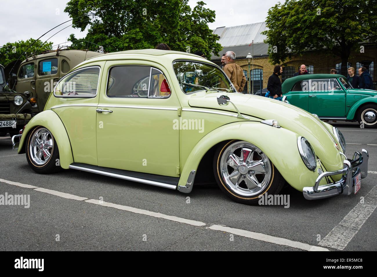 Custom volkswagen beetle hi-res stock photography and images - Alamy