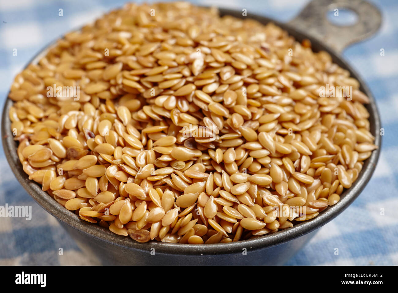 Seed common hi-res stock photography and images - Alamy