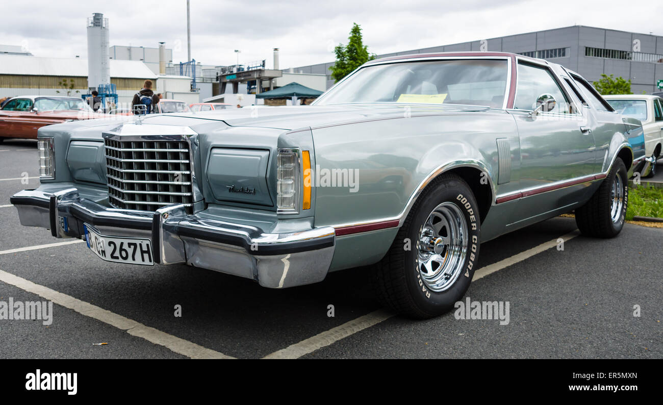 Seventh generation thunderbird hi-res stock photography and images - Alamy