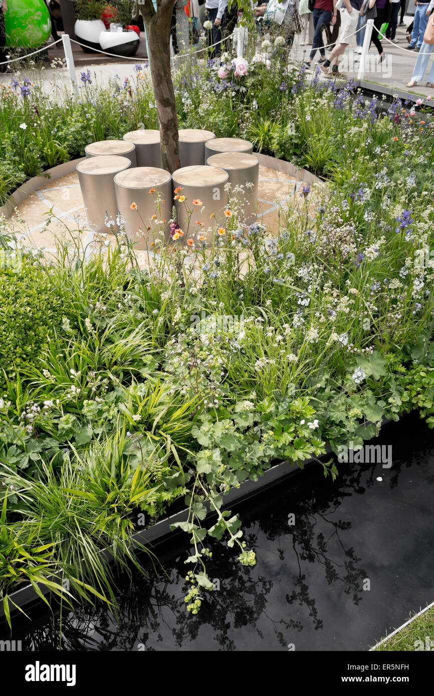 'Thinking of Peace' garden, designed by Tatyana Shynkarenko, Silver ...