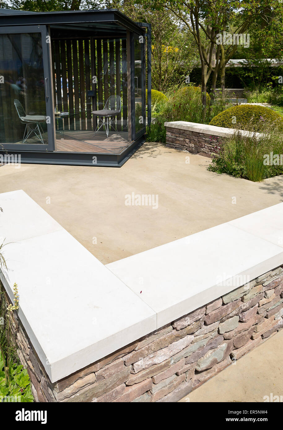 The Cloudy Bay Garden, designed by Harry and David Rich, Gold medal ...
