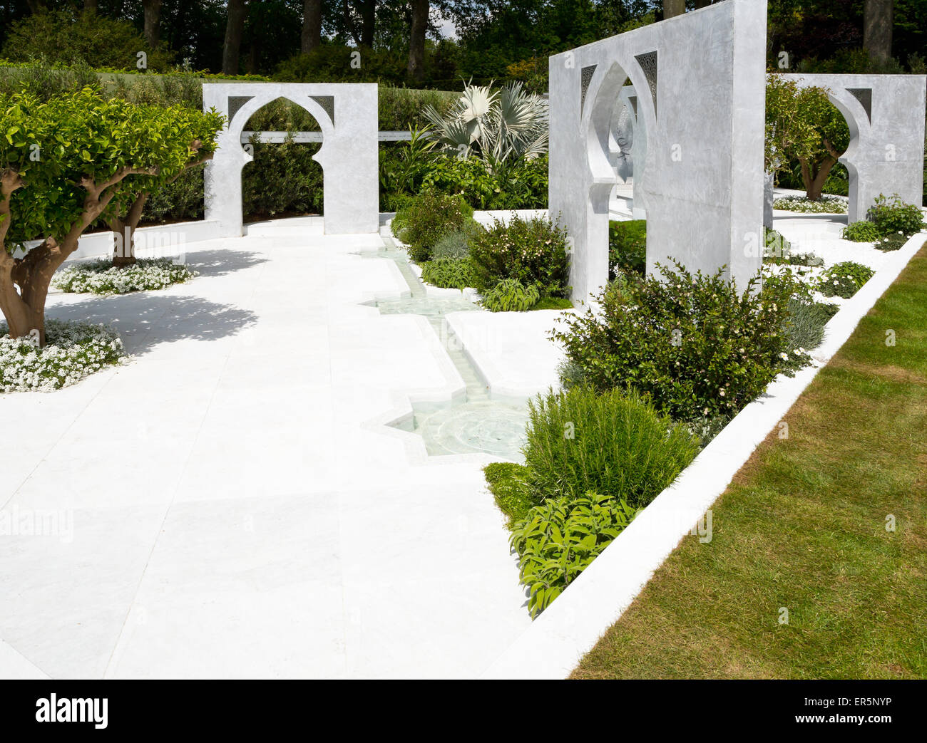 The Beauty of Islam garden, designed by Kamelia Bin Zaal, Silver-Gilt ...
