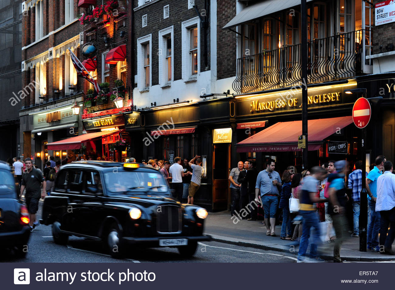 Pubs In Britain Stock Photos & Pubs In Britain Stock Images - Alamy