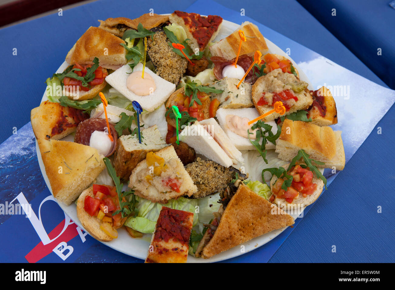 Italian appetizer breads, Lecce Province, Apulia, Peninsula Salento ...