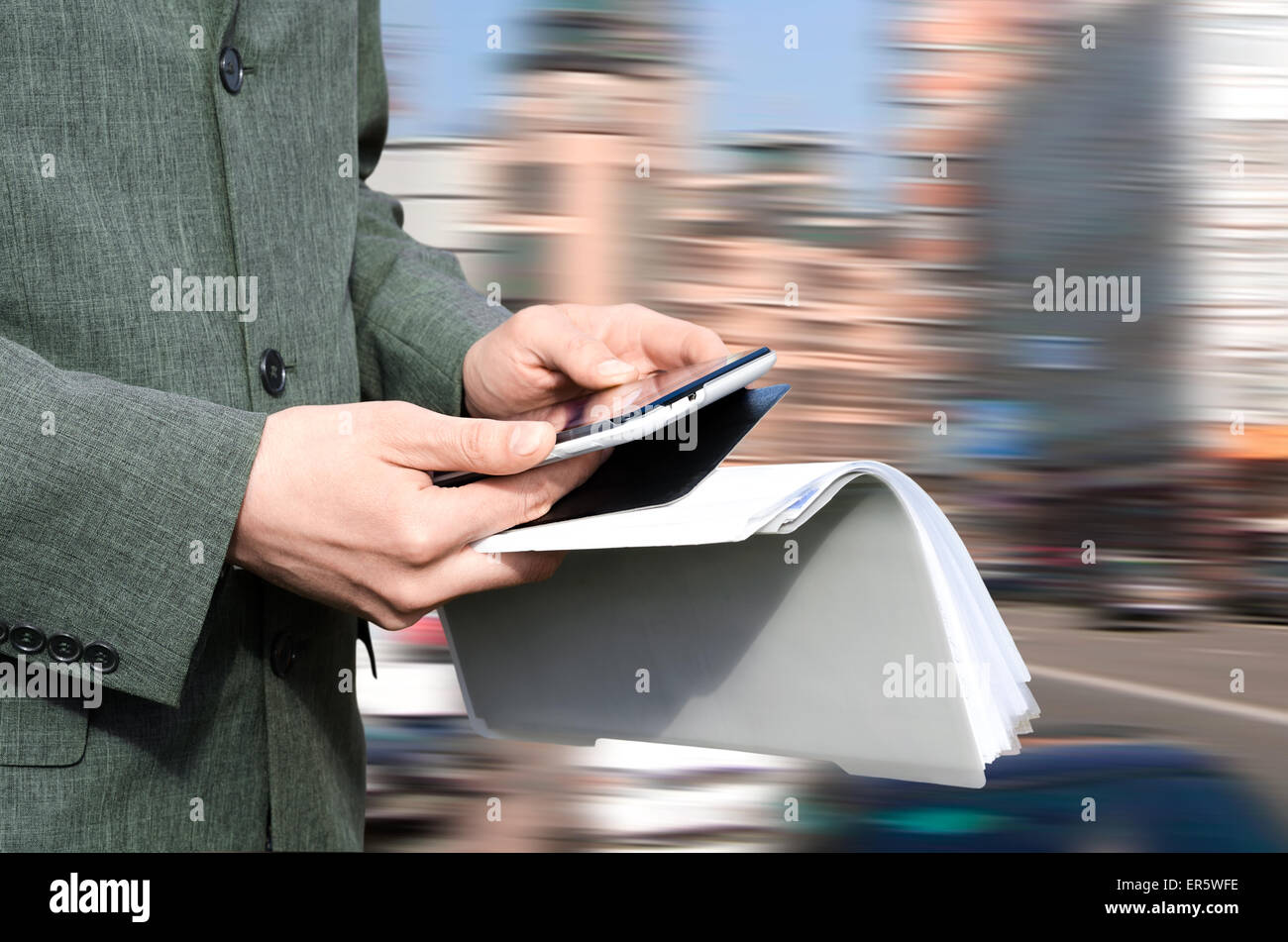 Manager using tablet outdoor hi-res stock photography and images - Alamy