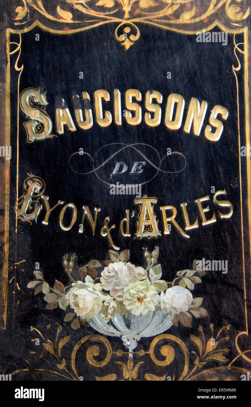 Old shop sign hi-res stock photography and images - Alamy
