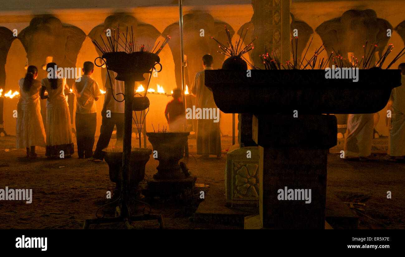 Full moon poya day hi-res stock photography and images - Alamy