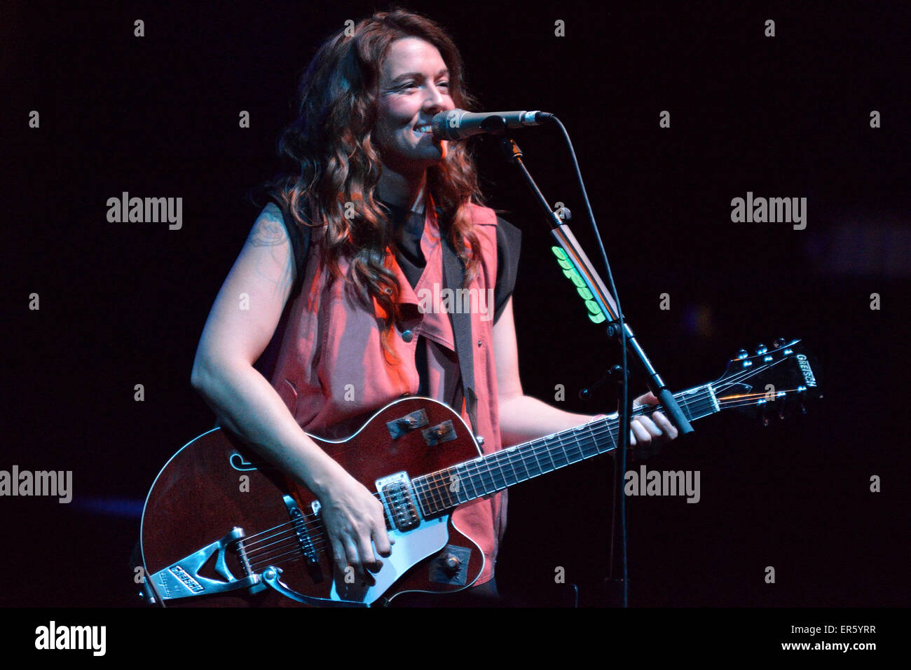 Brandi carlile hi-res stock photography and images - Alamy