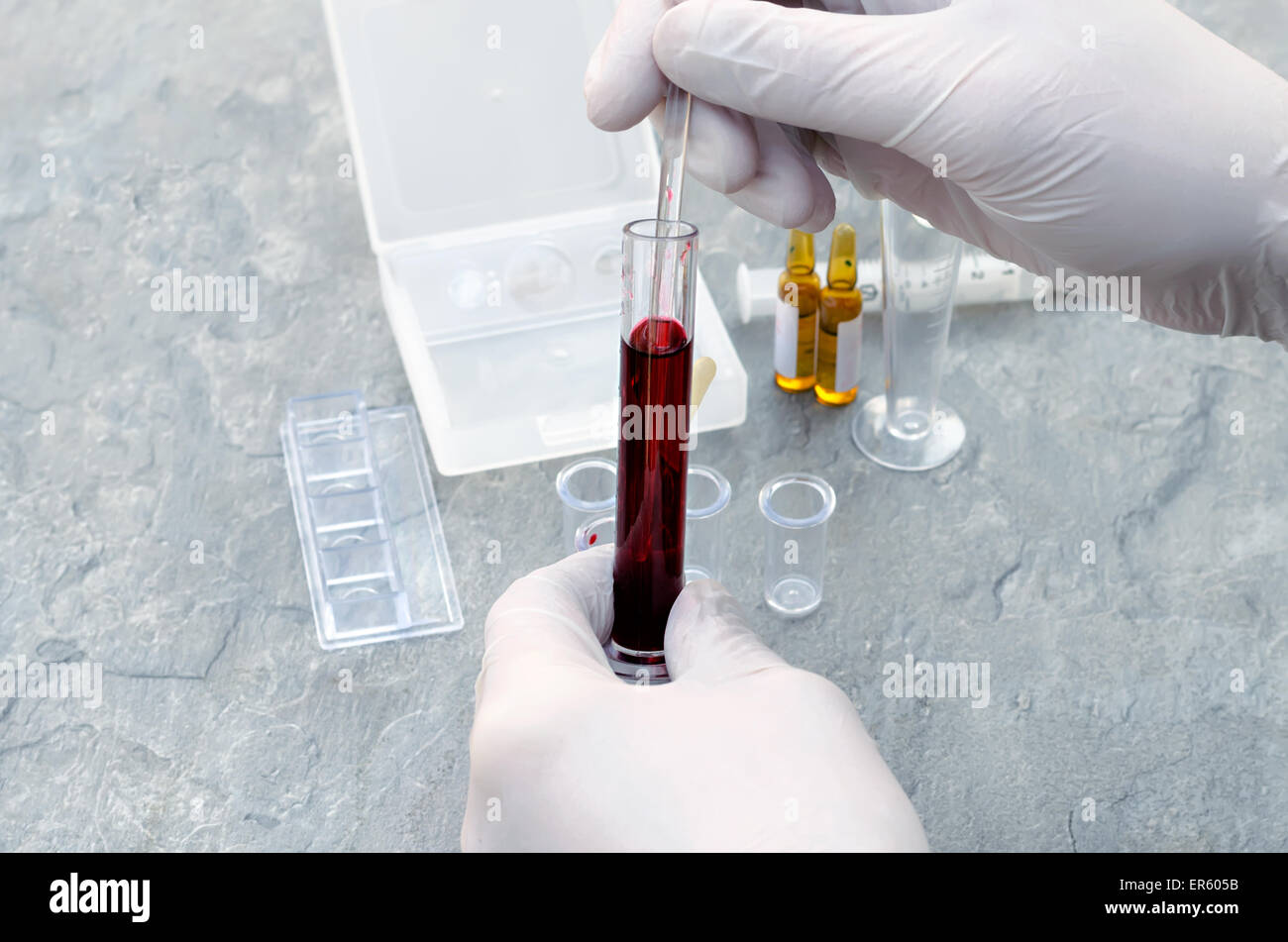 Test tube tray hi-res stock photography and images - Alamy