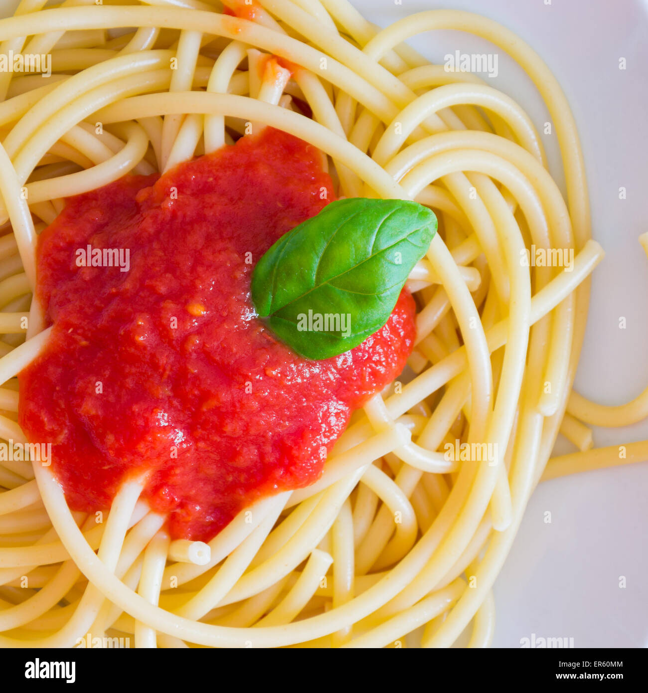 Spaghetti dish hi-res stock photography and images - Alamy