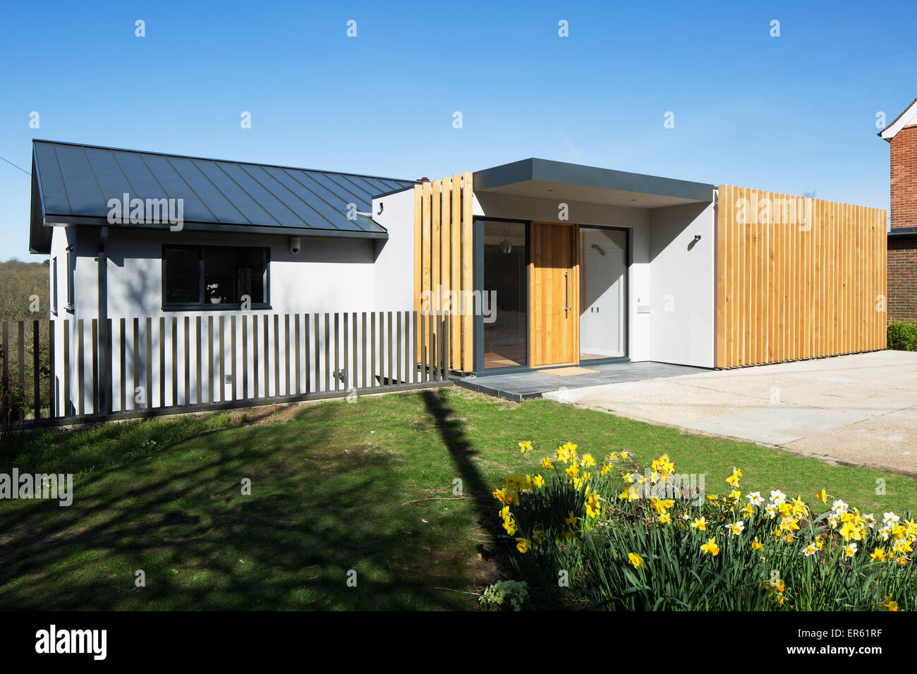View front face Upside down house Balcombe United Kingdom Architect ...