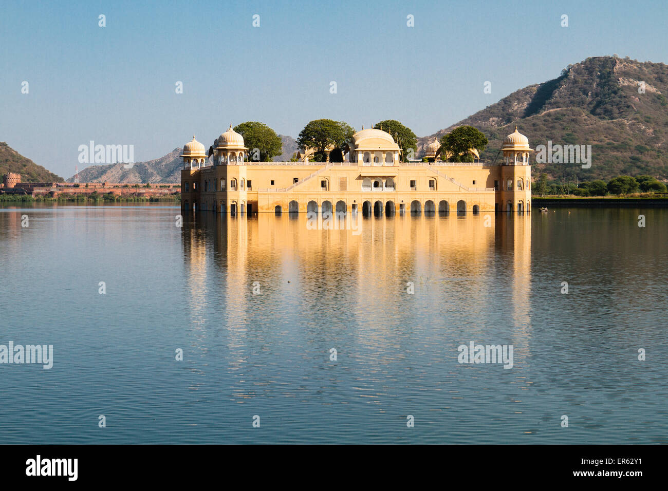 Jal mahal hi-res stock photography and images - Alamy