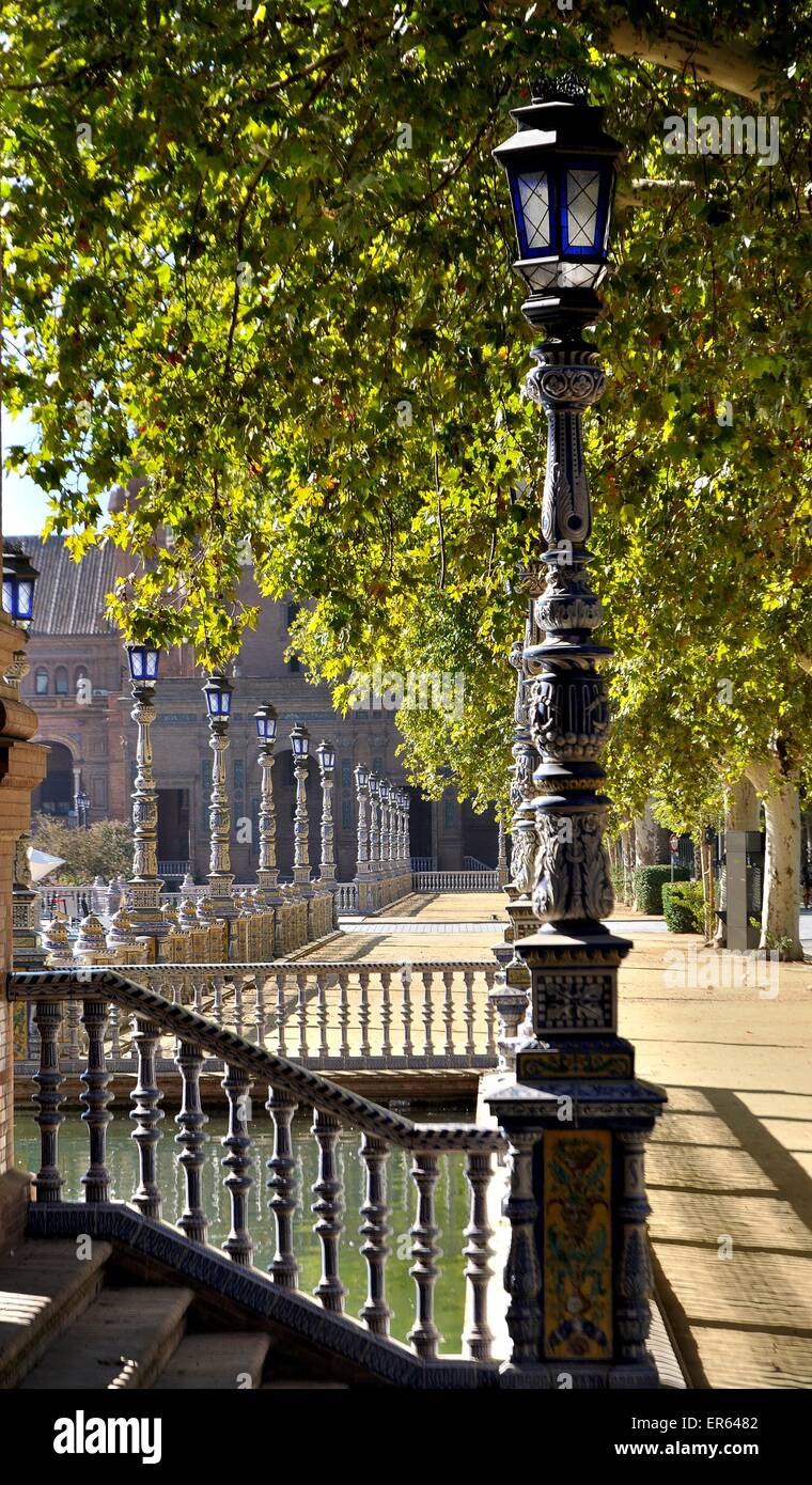 Spanish Square (Plaza de Espana) in Sevilla, Spain Stock Photo - Alamy