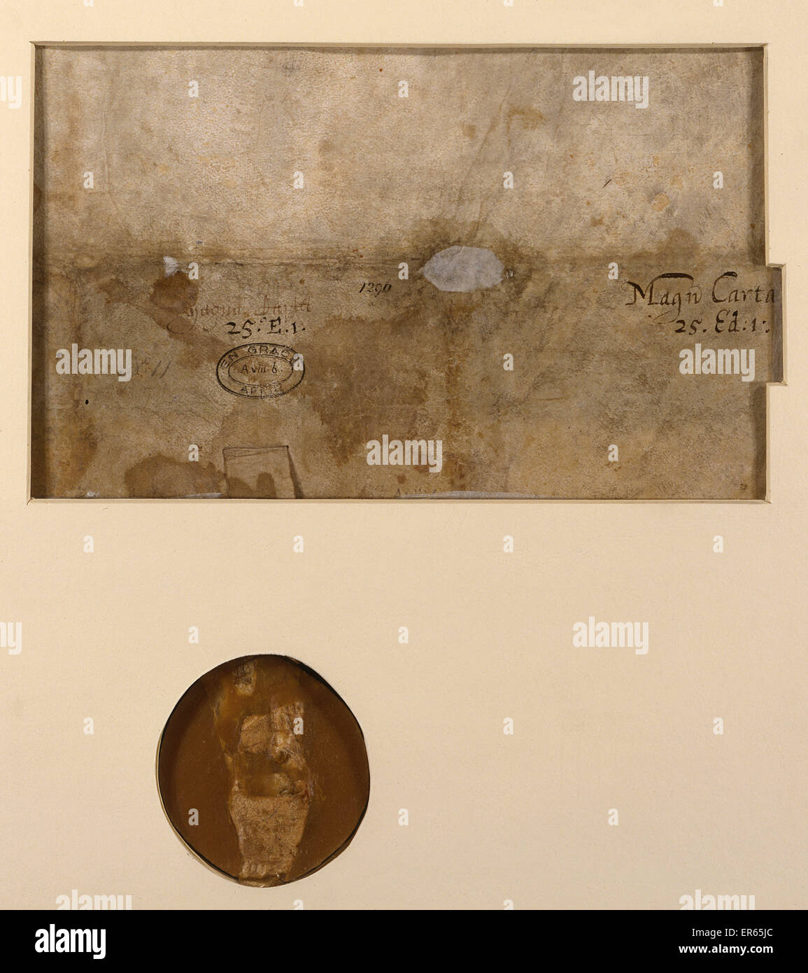 Original copy magna carta document hi-res stock photography and images ...