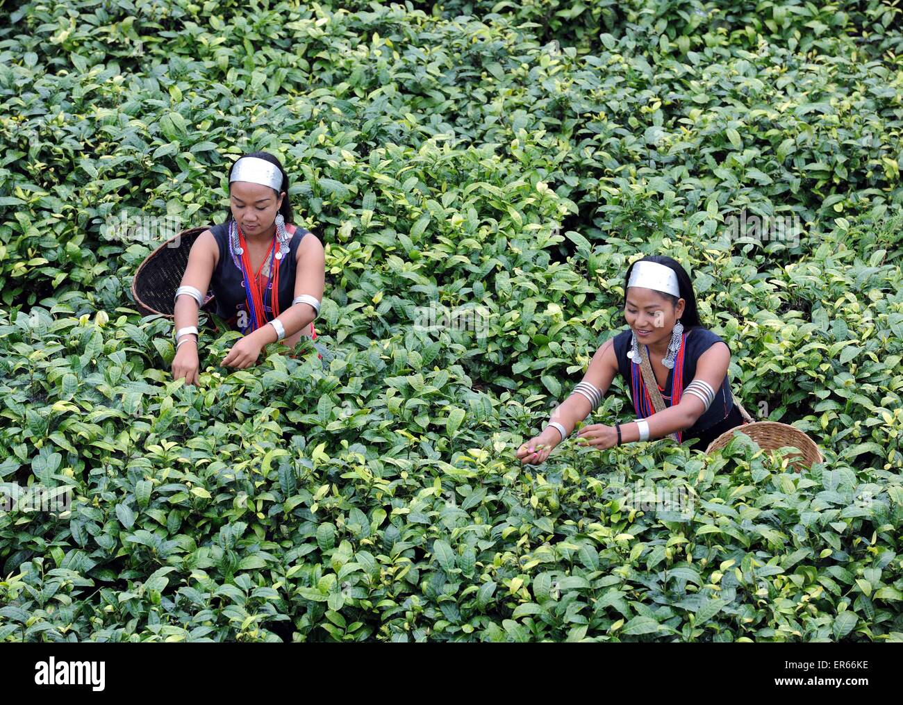 Ximeng, China's Yunnan. 28th May, 2015. Women of the Wa ethnic group ...
