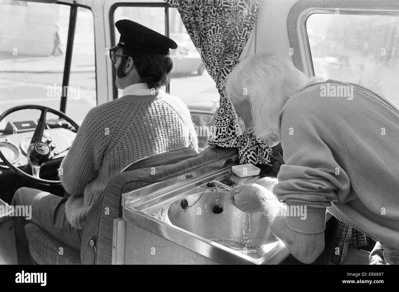 A day in the life of Jimmy Saville' feature, him and his caravan. 7th ...