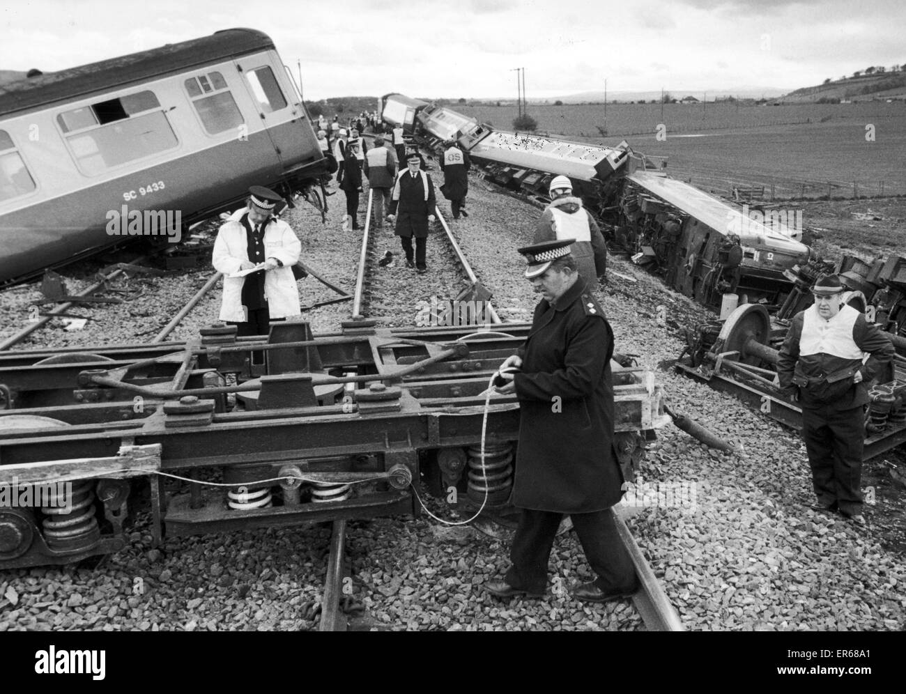 Perth Railway Accident 4th March 1982. Fifty people were hurt in a 90 ...