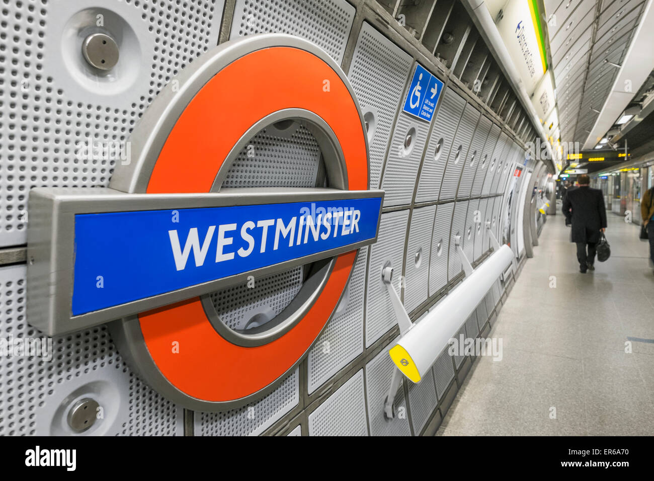 England, London, Westminster Underground Platform Sign Stock Photo - Alamy