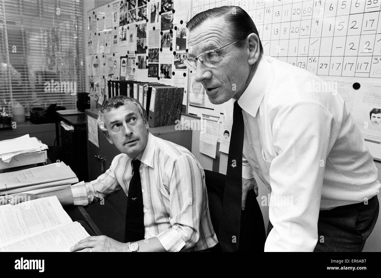 By the metropolitan police flying squad Black and White Stock Photos ...