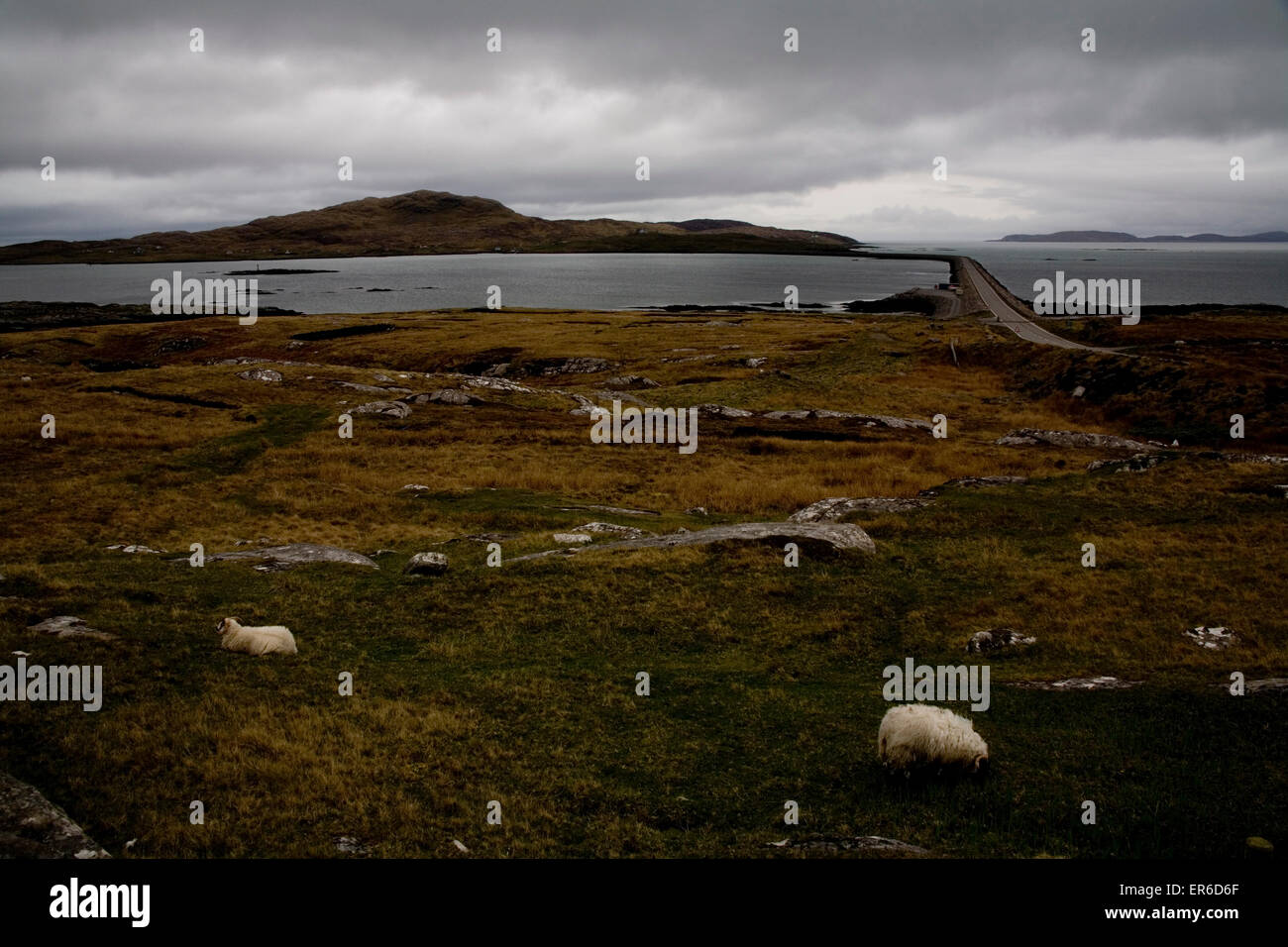South uist to benbecula causeway hi-res stock photography and images ...