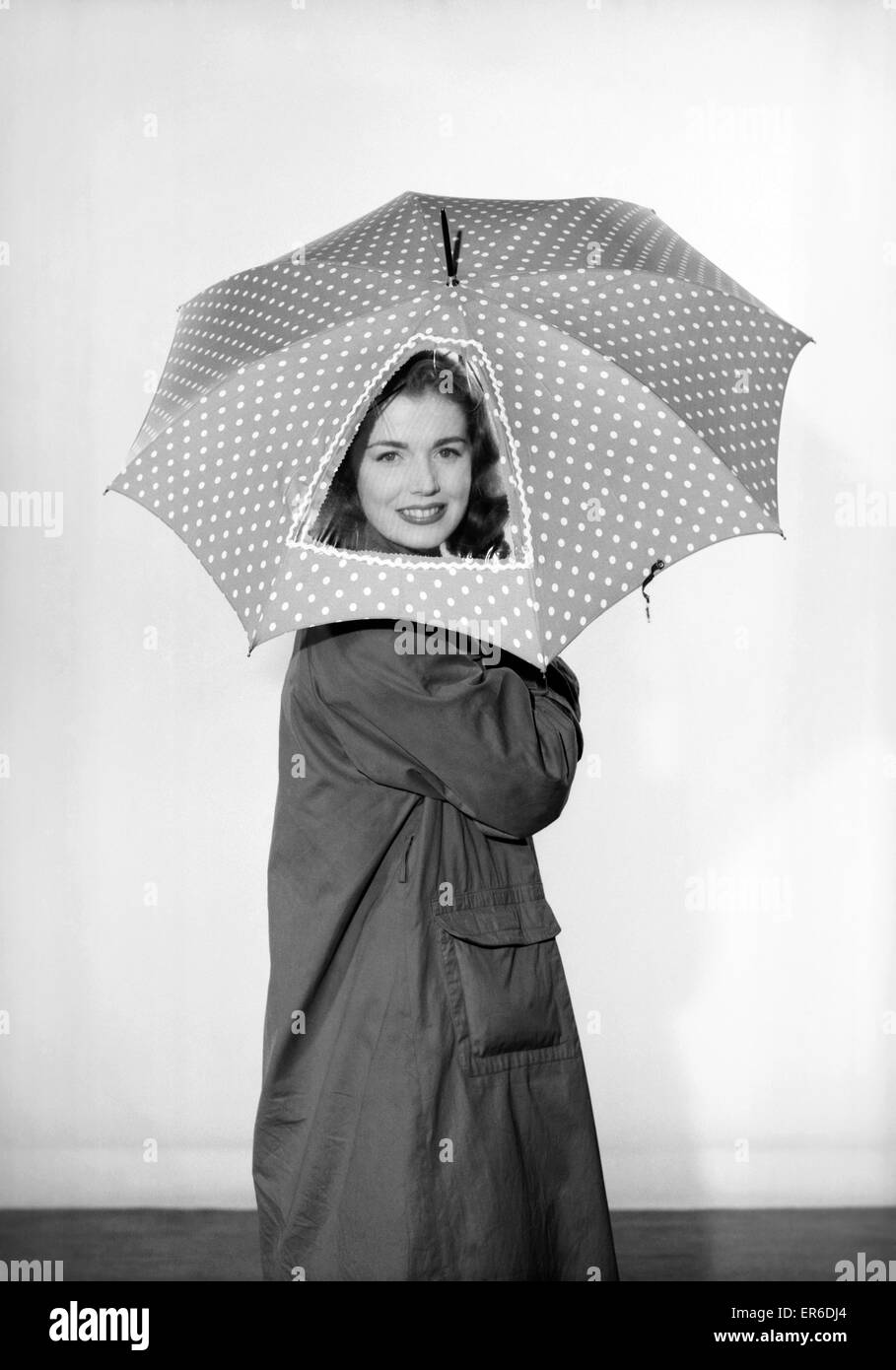 Clothing: Fashion: Coats: Woman wearing rain coat and clear panel ...