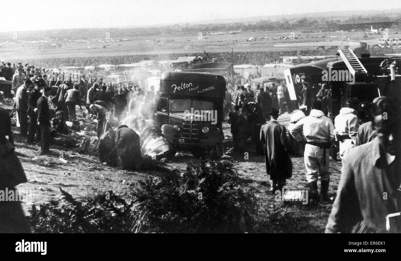 The 1952 Farnborough Air show Disaster, Saturday 6th September 1952 ...
