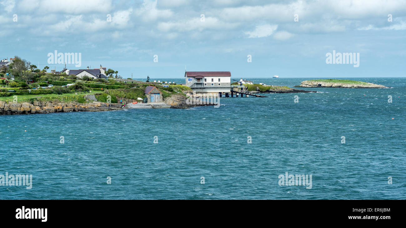 Moelfre fishing village, Anglesey, North Wales, UK Stock Photo - Alamy