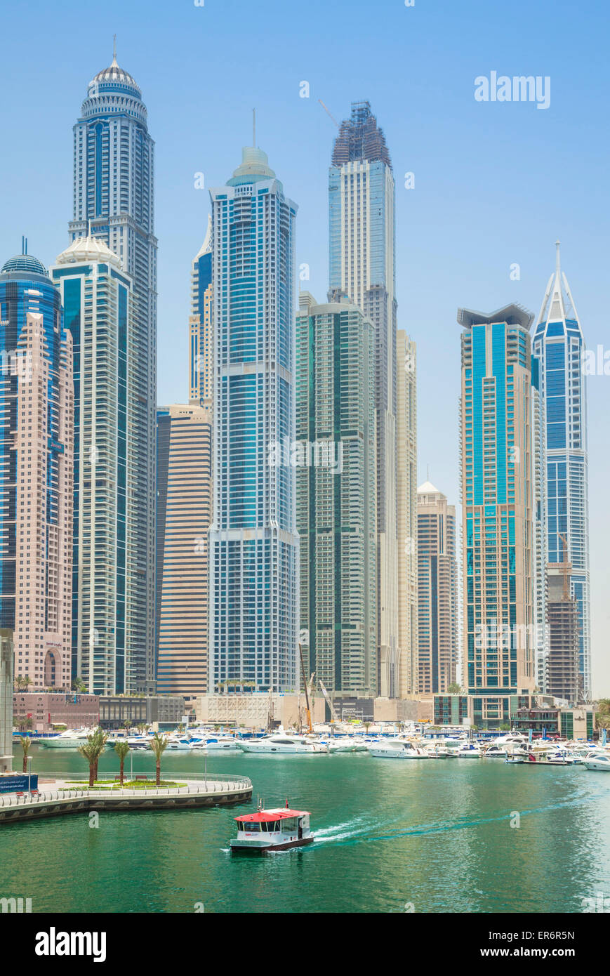 Taxi dubai hi-res stock photography and images - Alamy