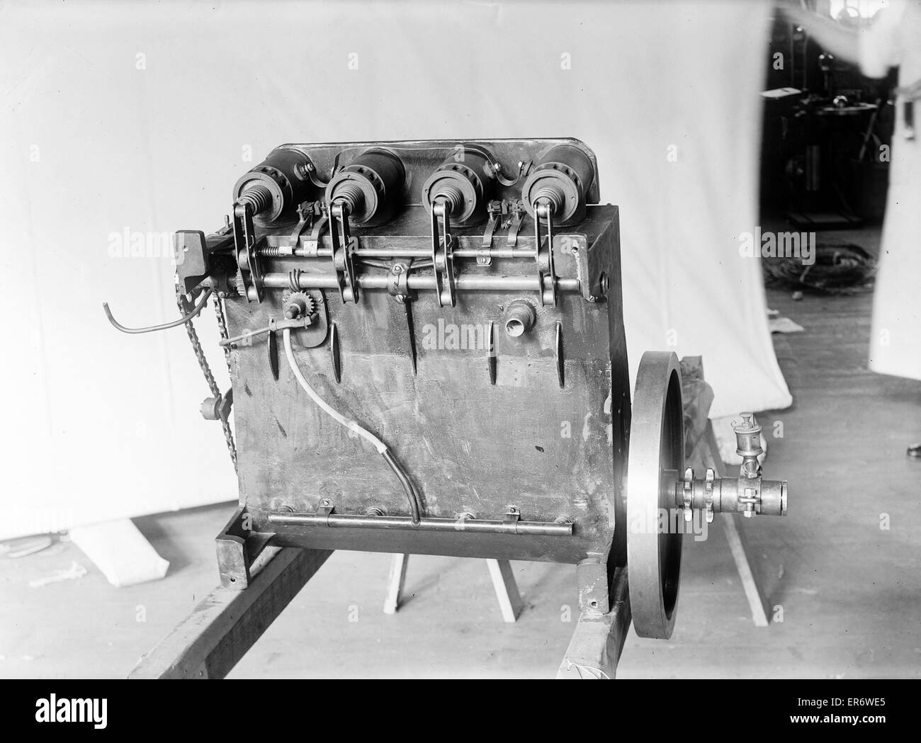 Wright brothers' first flight 1903 hi-res stock photography and images ...