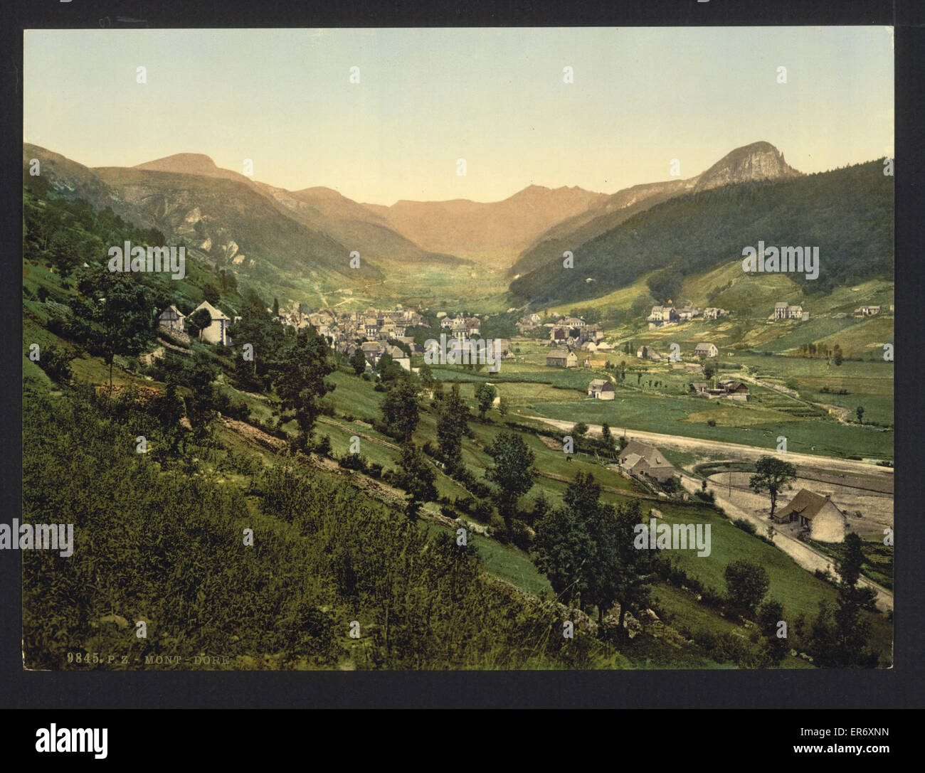 Monte dore hi-res stock photography and images - Alamy