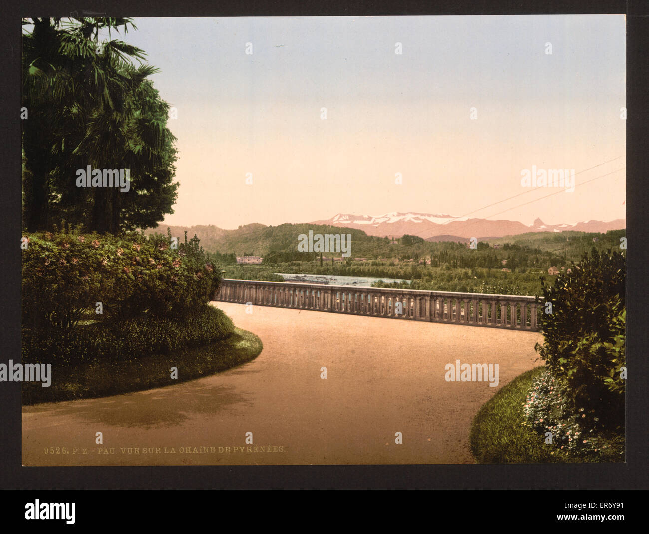 Pau france pyrenees hi-res stock photography and images - Alamy