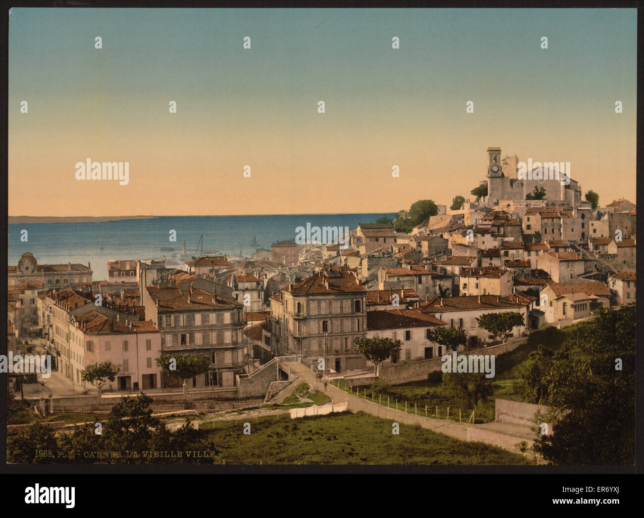 The old town, Cannes, Riviera Stock Photo - Alamy