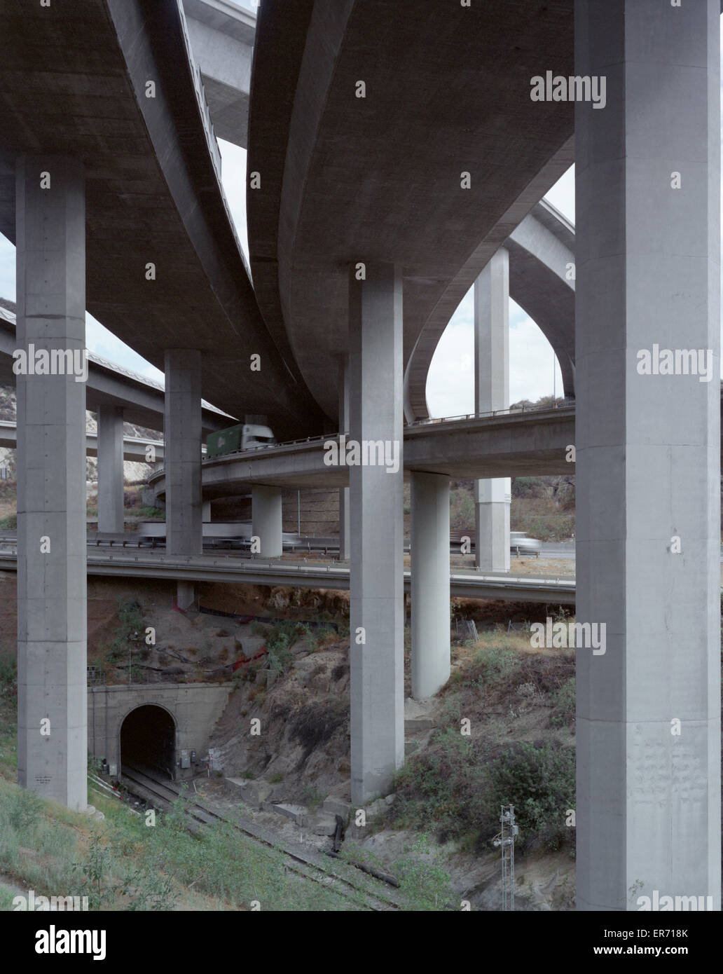 Multi-layered highway overpass Stock Photo - Alamy