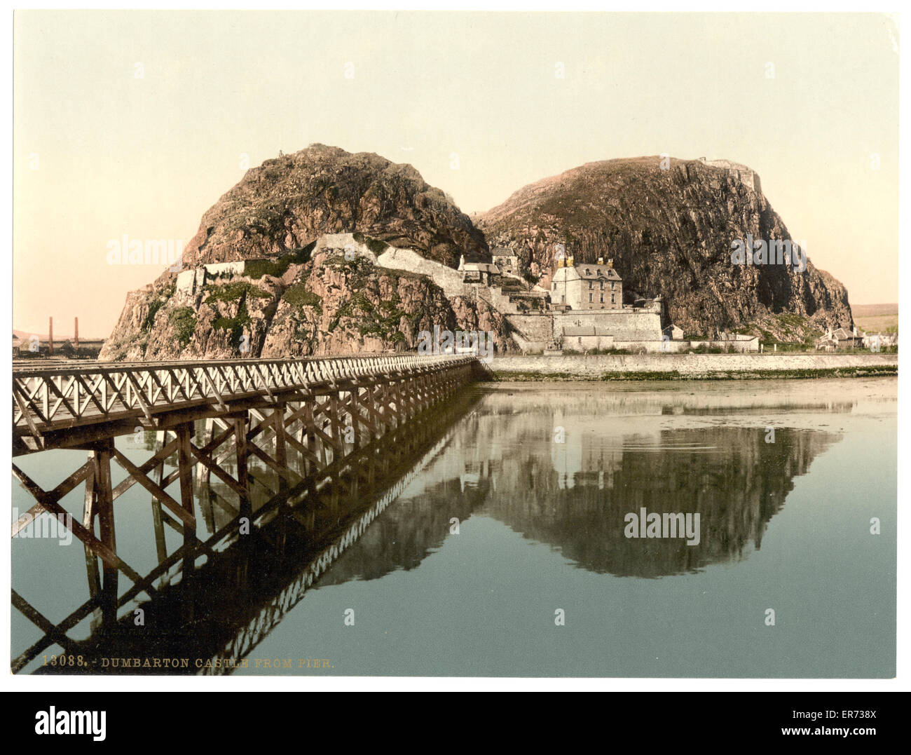 Dumbarton castle scotland hi-res stock photography and images - Alamy