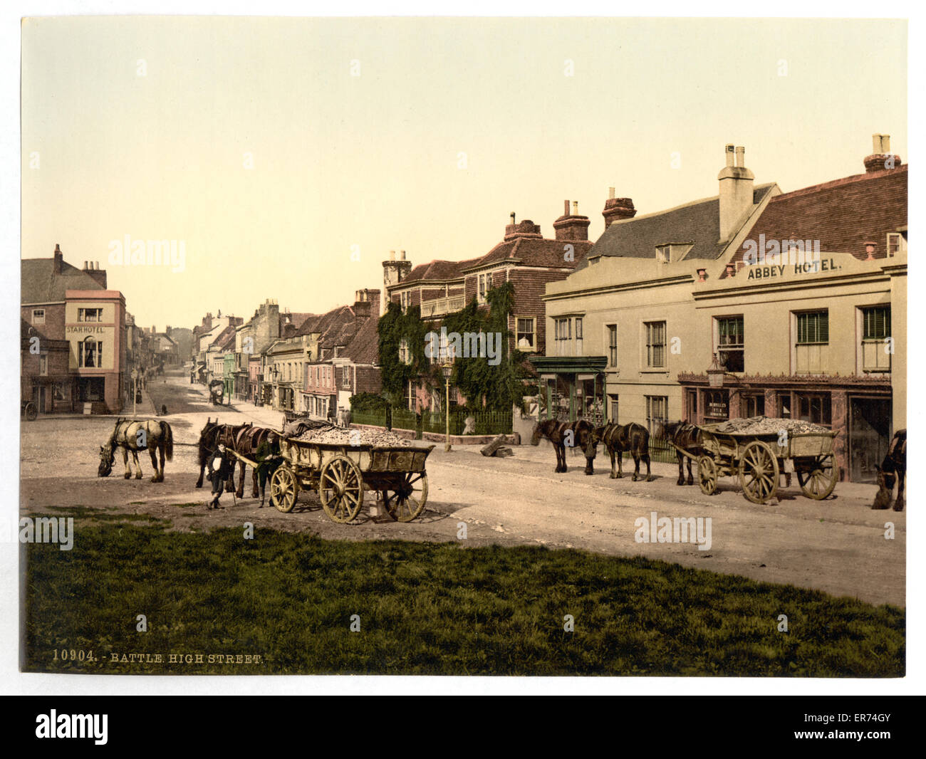Battle high street views hi-res stock photography and images - Alamy