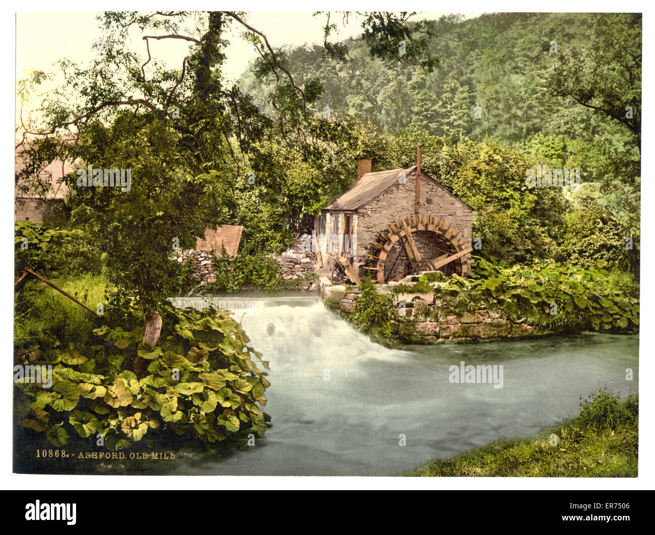 Old mill england hi-res stock photography and images - Alamy