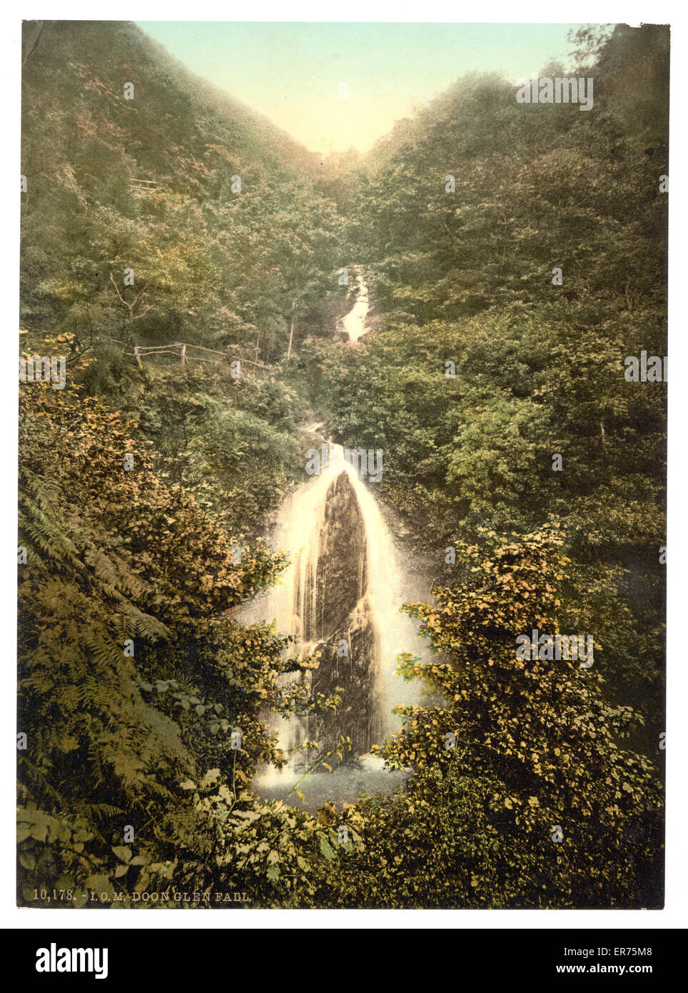 Doon glen waterfall hi-res stock photography and images - Alamy