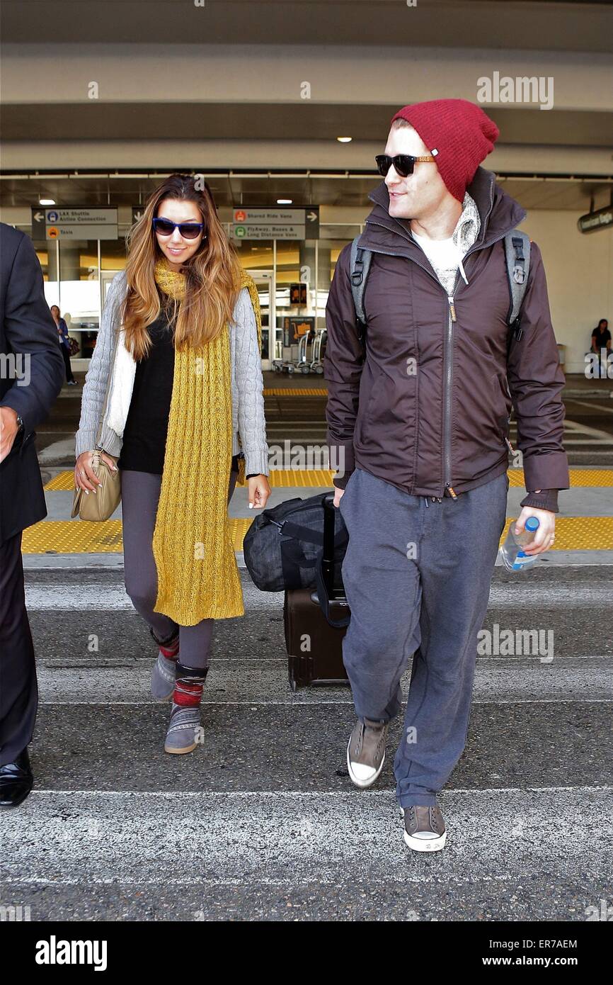 Matthew Morrison and wife Renee Puente arrive at Los Angeles ...