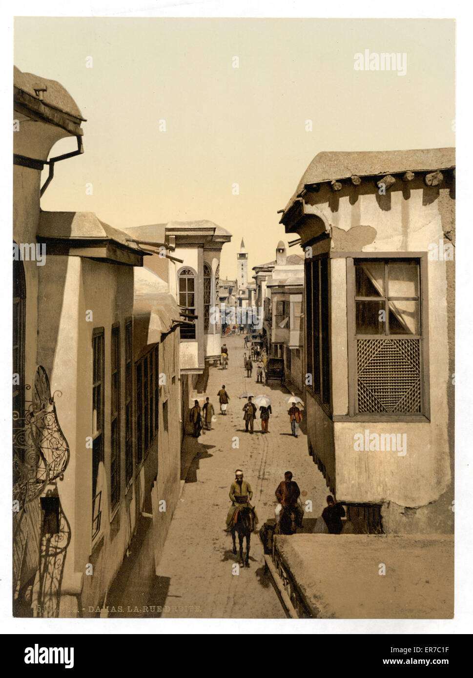 Damascus straight street hi-res stock photography and images - Alamy