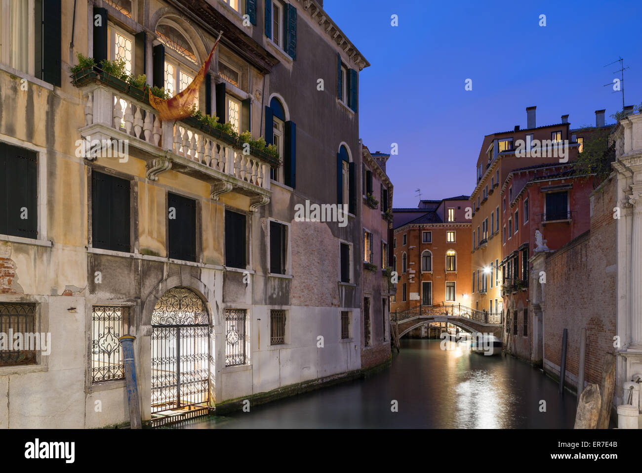 Evening / night street scene in Venice Italy Stock Photo - Alamy