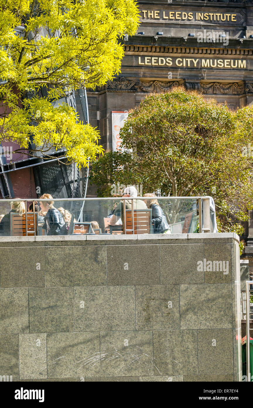 Millennium square over looking leeds city museum hi-res stock ...