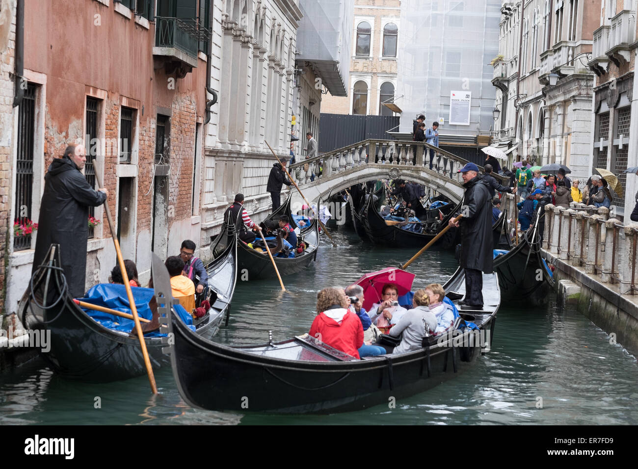 Gondola traffic jam in Venice Italy Stock Photo - Alamy