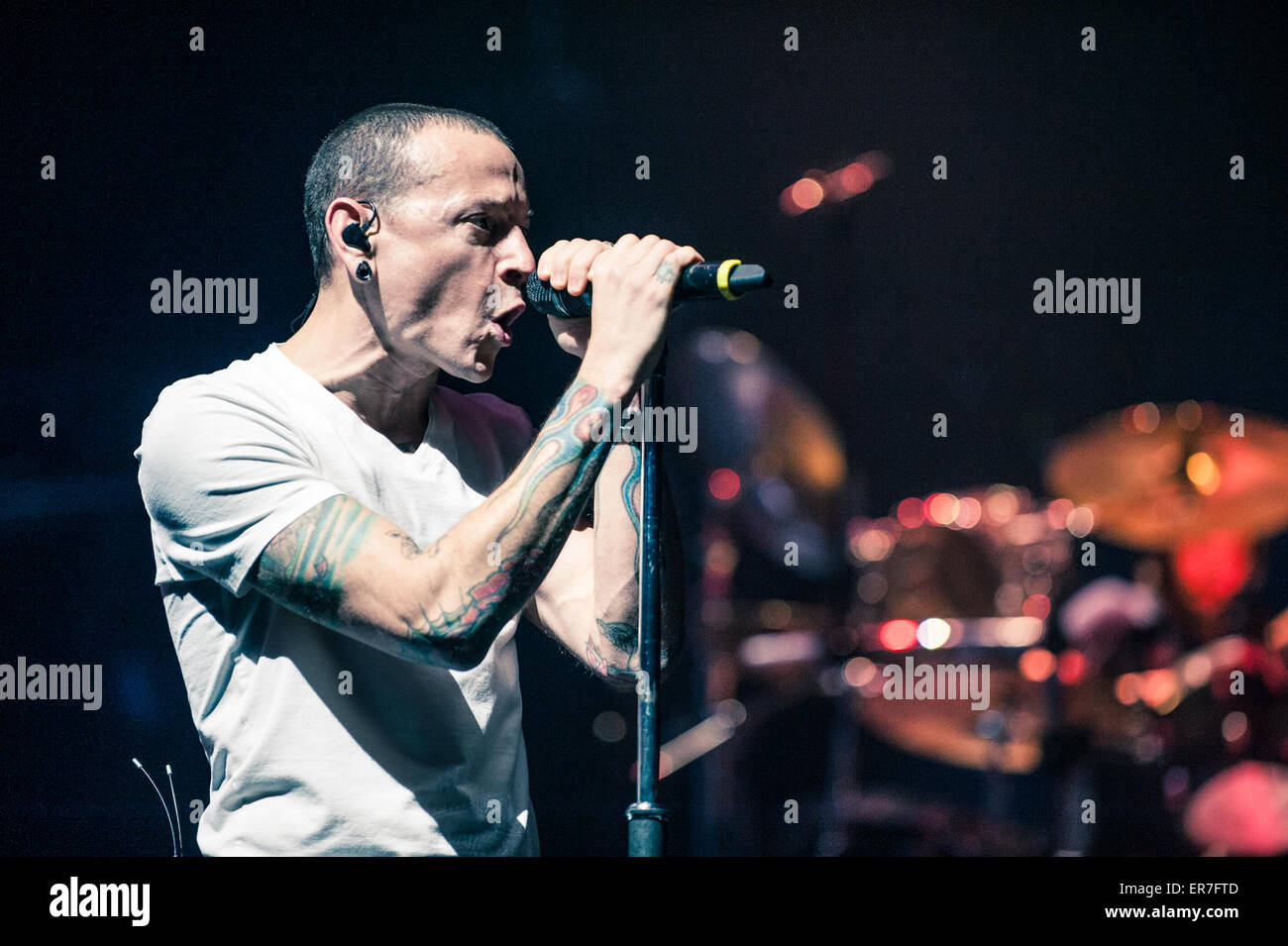 Linkin park in concert london hi-res stock photography and images - Alamy