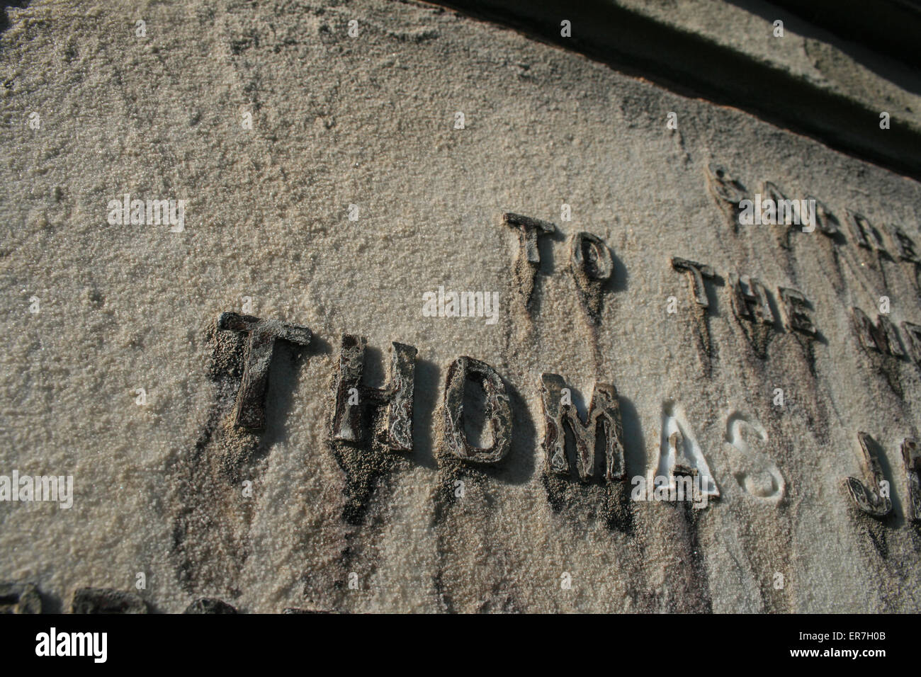 Burial grave stone hi-res stock photography and images - Alamy