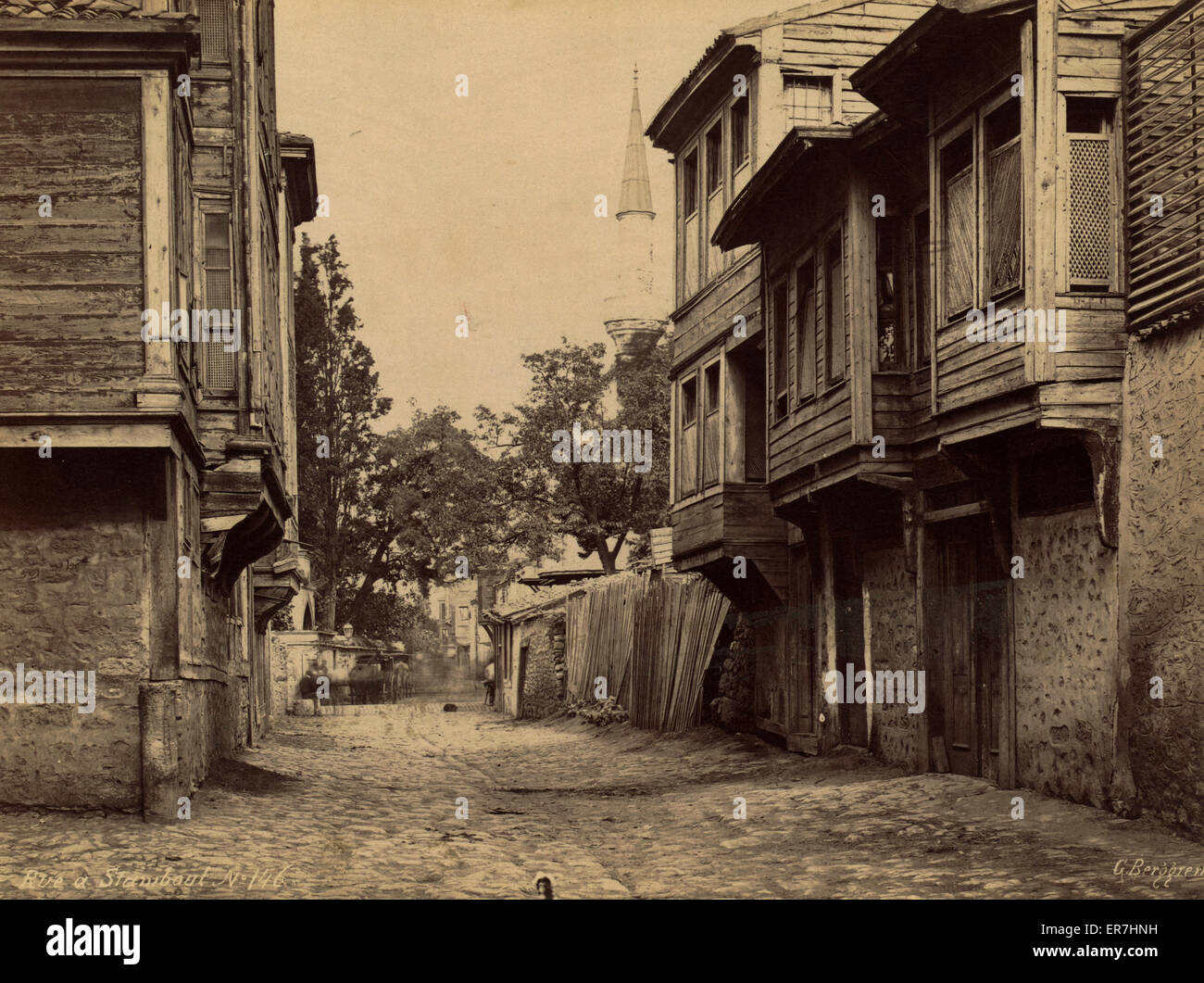 Rue stamboul hi-res stock photography and images - Alamy