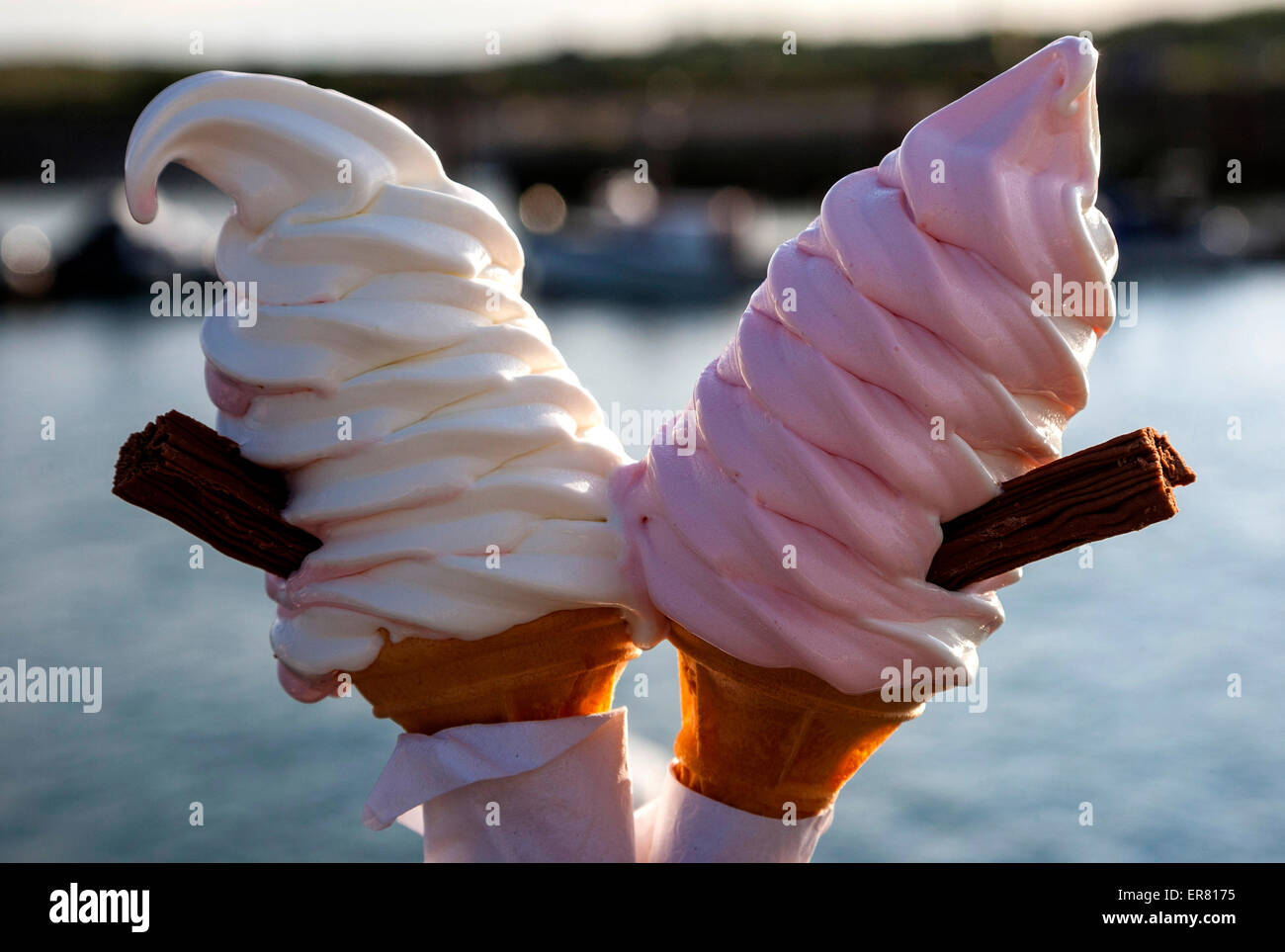 99 ice cream whippy flake hi-res stock photography and images - Alamy