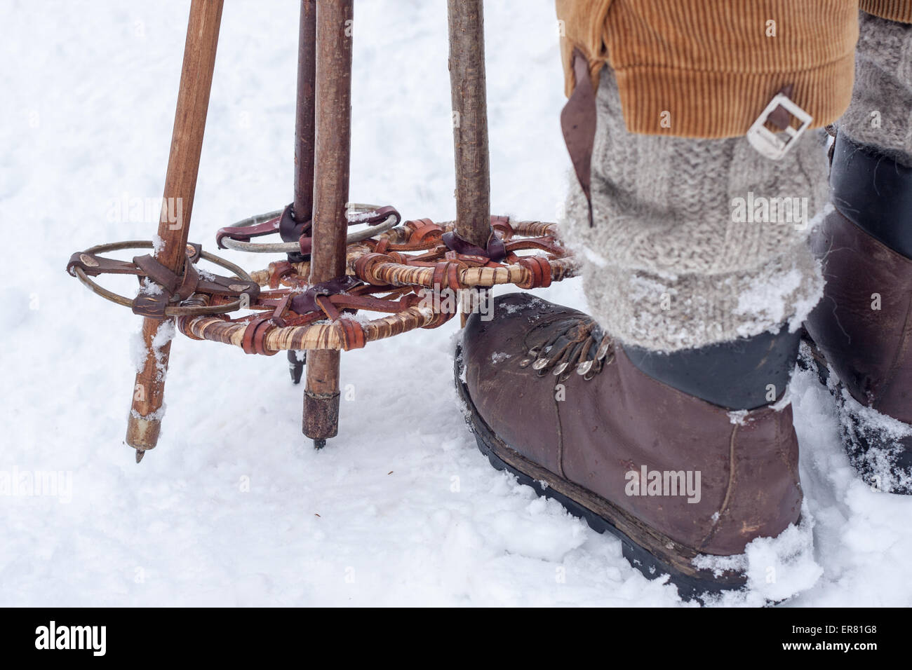 Old skiing equipment Stock Photo - Alamy